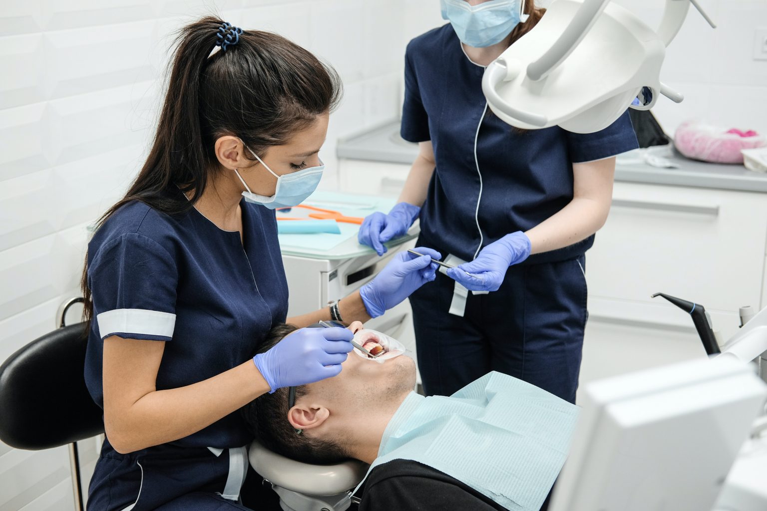 Sharps Injuries in Dental Practice and How to Prevent Them | Qlicksmart ...